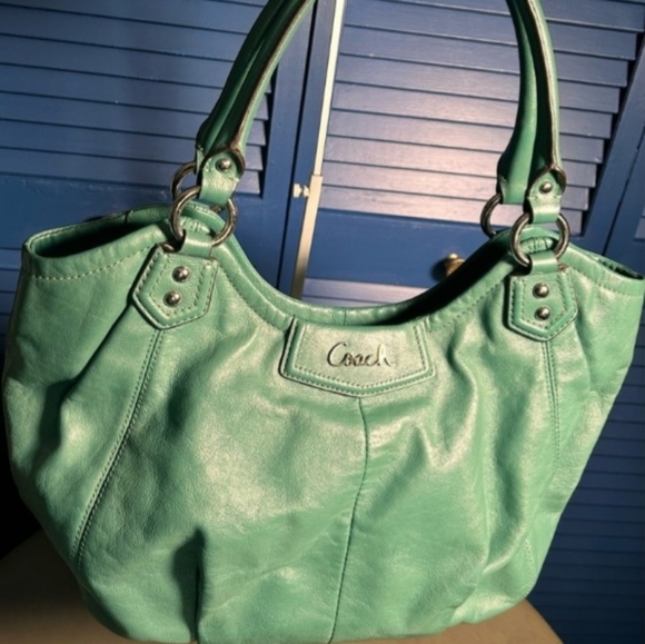Coach | Bags | Coach Ashley Leather Hobo Bag Euc | Poshmark